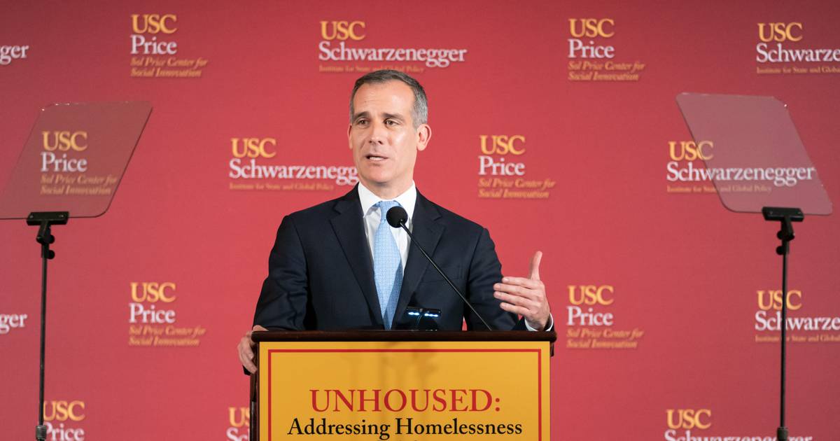 Political leaders come together to discuss homelessness crisis in ...