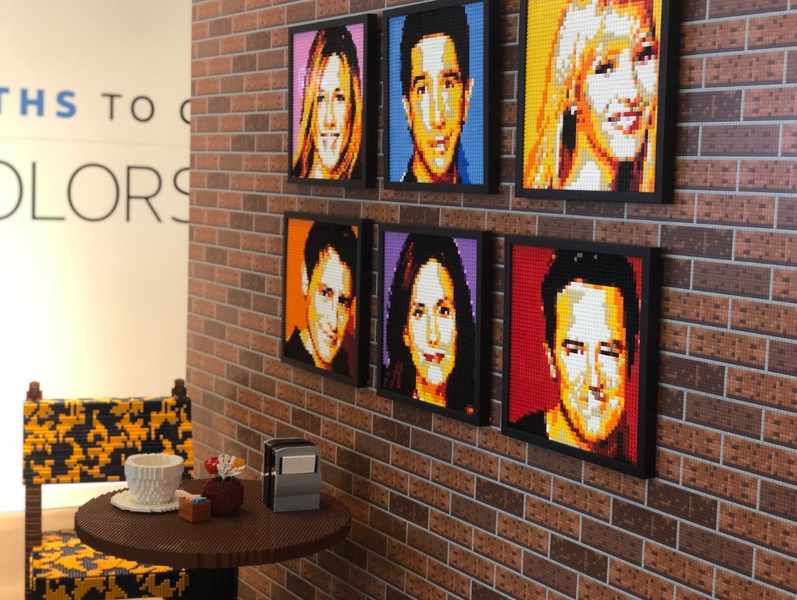 Immersive exhibit celebrates the 25th anniversary of ‘Friends ...